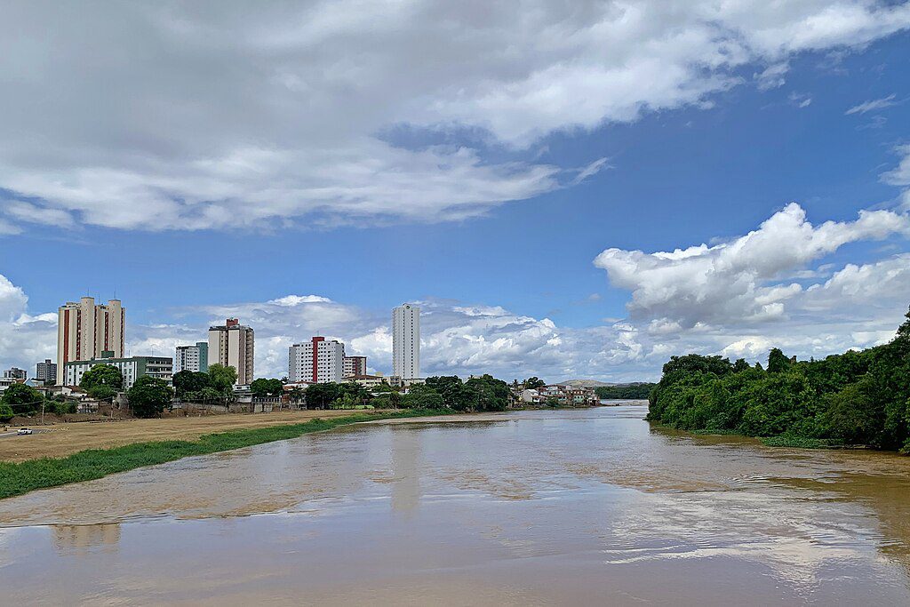 Monte seu Roteiro de Viagem para Minas Gerais (Rio Doce)